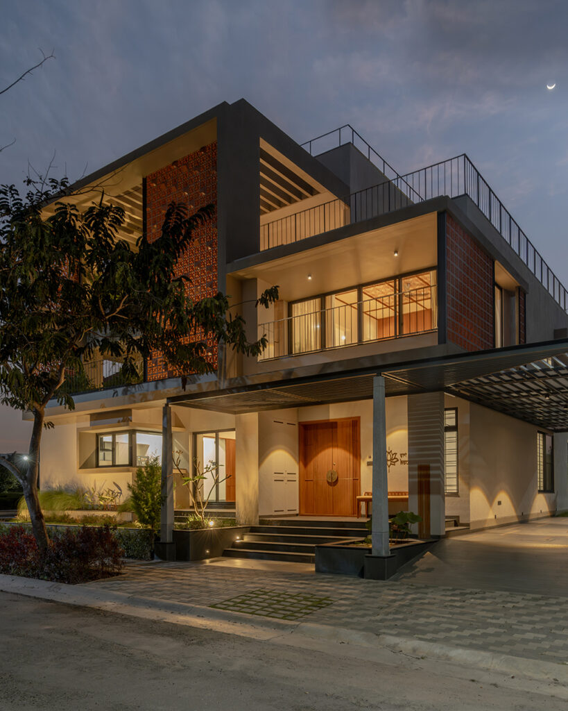 House 40 - Between Spaces | Architecture & Interior Design